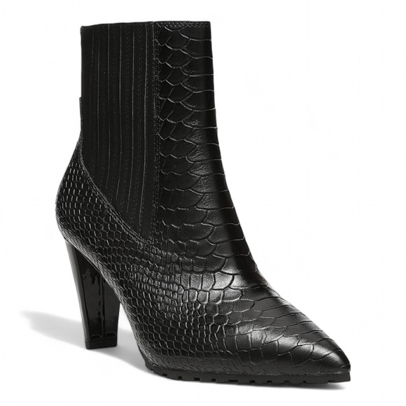 Donald J. Pliner | Shoes | Donald J Pliner Deniz Black Snake Leather ...